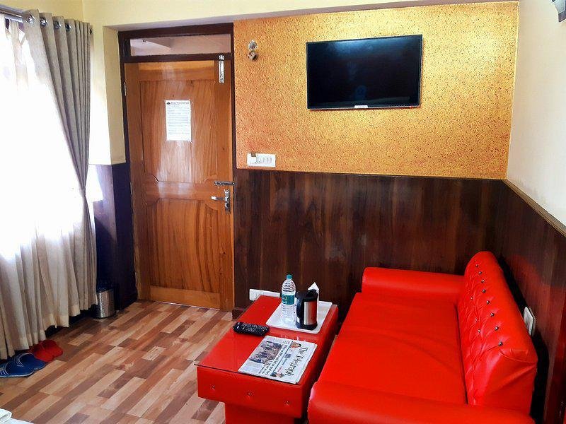 Deluxe Room | Hotel Mount Royale | Darjeeling